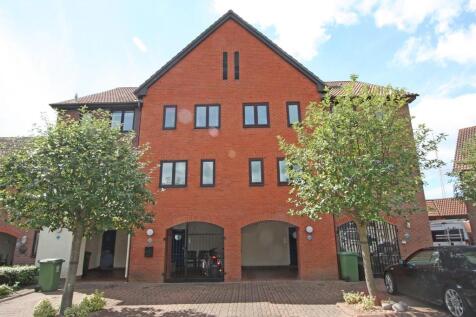 Properties For Sale in Port Solent - Flats & Houses For Sale in Port ...