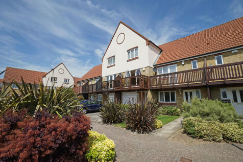 Properties For Sale in Port Solent - Flats & Houses For Sale in Port ...