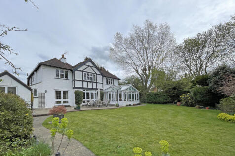 Properties For Sale in KT17 | Rightmove