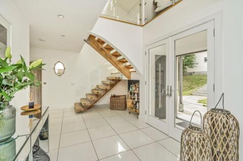 Properties For Sale in Lauder | Rightmove