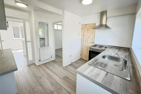 Properties To Rent in Chatham | Rightmove