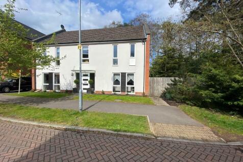 Properties For Sale in RG12 | Rightmove