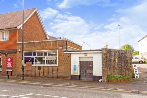 Properties For Sale in Seacox Heath | Rightmove