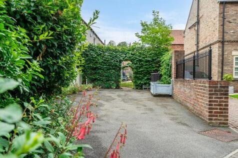 Properties For Sale in Appleton Roebuck | Rightmove