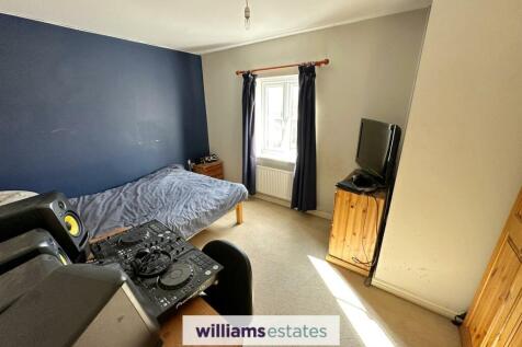 Properties For Sale in Ruthin | Rightmove