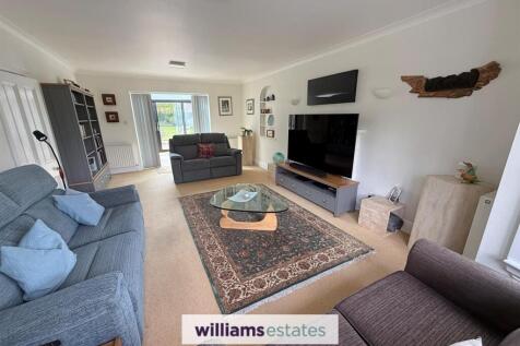 Properties For Sale in Ruthin | Rightmove