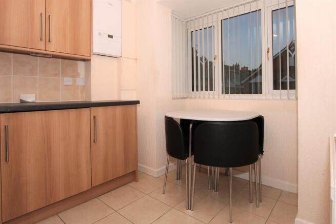 2 Bed Terraced House To Rent in Hull | £695 pcm