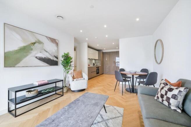 1 bedroom flat for rent in Southwalk Bridge Road, London, SE1