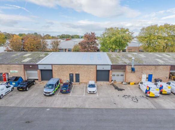 Distribution warehouse to lease in Unit 58, Beeches Industrial Estate ...