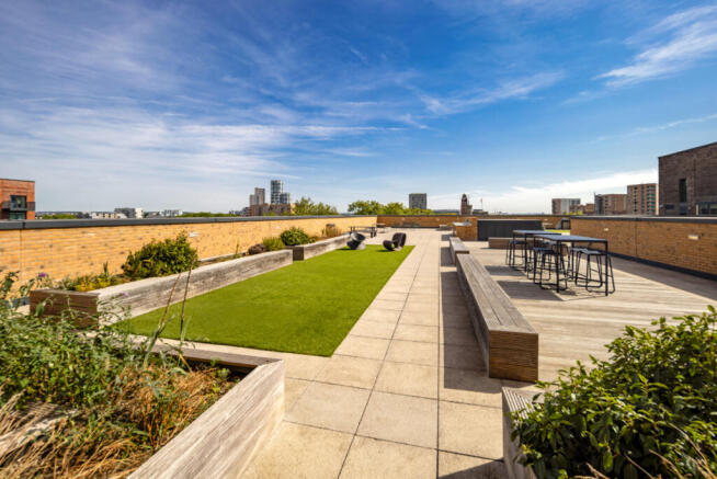 Studio flat for rent in Barking Wharf Square, Barking, London IG11