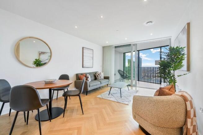 1 bedroom flat for rent in Southwalk Bridge Road, London, SE1