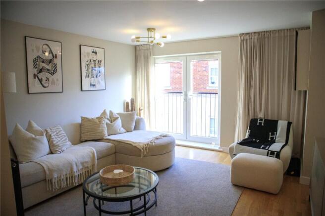1 bedroom apartment for sale in Rosemount Avenue, West Byfleet, Surrey ...