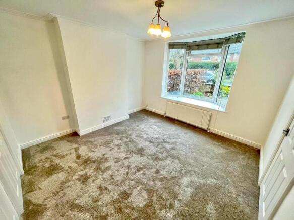 3 bedroom semi-detached house for rent in Mousehold Lane, NORWICH, NR7