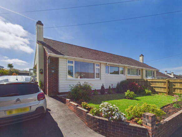 2 bedroom semi-detached bungalow for sale in Langlands Close, Paignton, TQ4