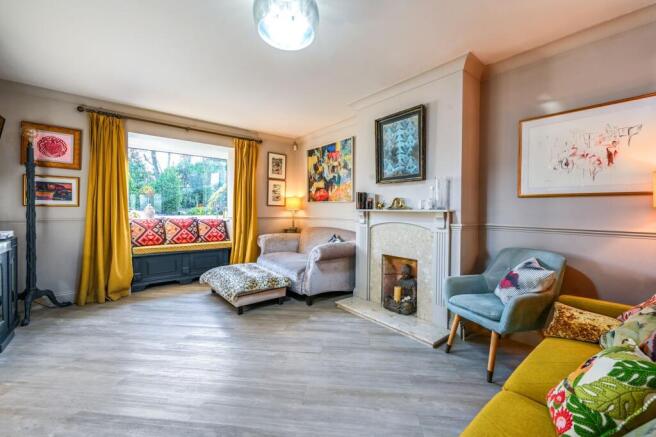 3 bedroom detached house for sale in Iona Close, Hailsham, BN27