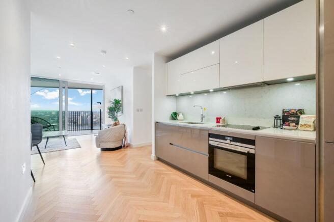 1 bedroom flat for rent in Southwalk Bridge Road, London, SE1