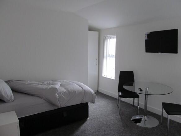 Studio flat for rent in Studio, Victoria Road, Widnes, WA8