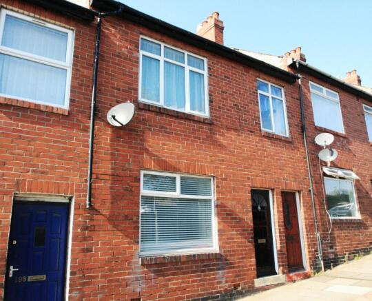 2 bedroom ground floor flat for rent in St. Peters Road, Newcastle upon ...