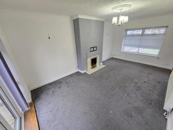 3 bedroom end of terrace house for sale in Planetree Road, Walsall, WS5