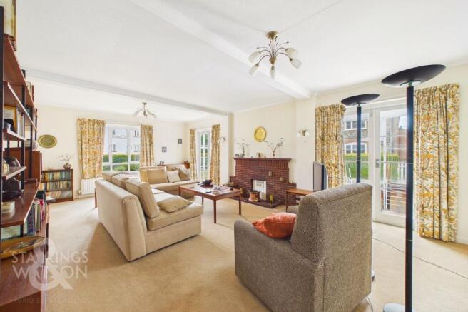 5 bedroom detached house for sale in Bury Road, Hopton, Diss, IP22