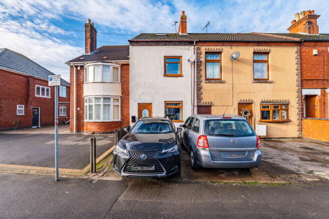 4 bedroom terraced house for sale in Central Road, Hugglescote ...