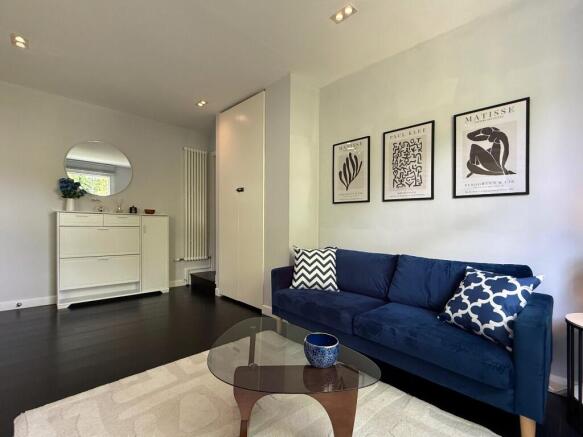 2 bedroom flat for rent in Chepstow Road, London, W2