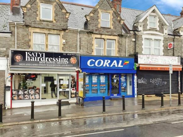 Hairdressers or barber shop for sale in 13 Whitley Street, Reading ...