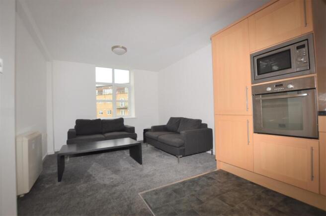 1 bedroom apartment for rent in Brackendale, Thackley Bradford, BD10