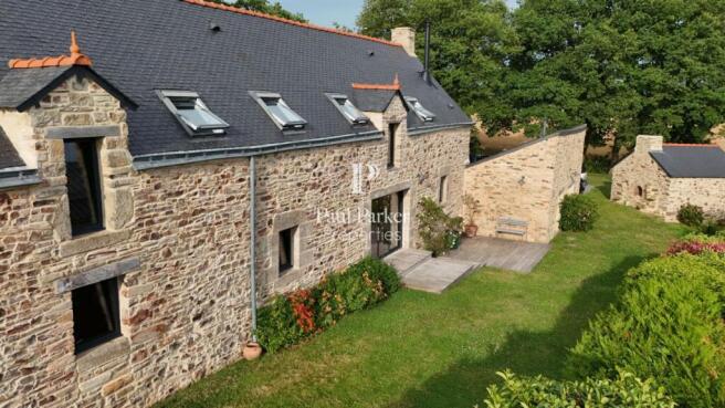 4 bedroom character property for sale in Bretagne, Morbihan, Béganne ...