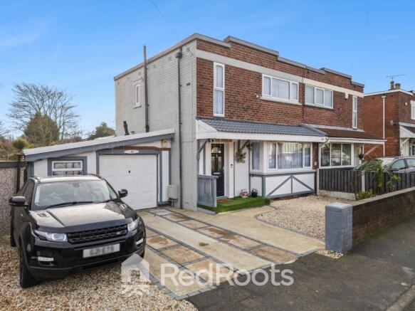 3 bedroom semi-detached house for sale in Alwyn Avenue, Doncaster ...