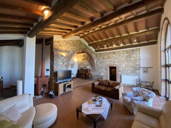 7 bedroom farm house for sale in Tuscany, Livorno, Cecina, Italy