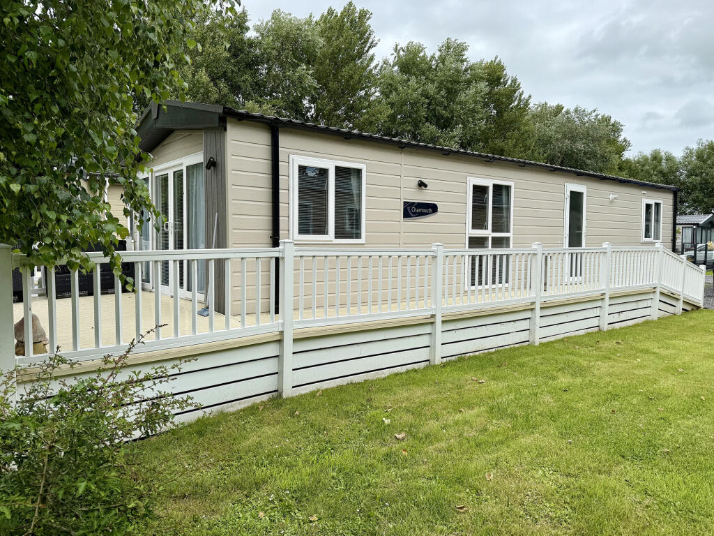 2 bedroom park home for sale in Oakwood Crescent, Pilling, Preston, PR3