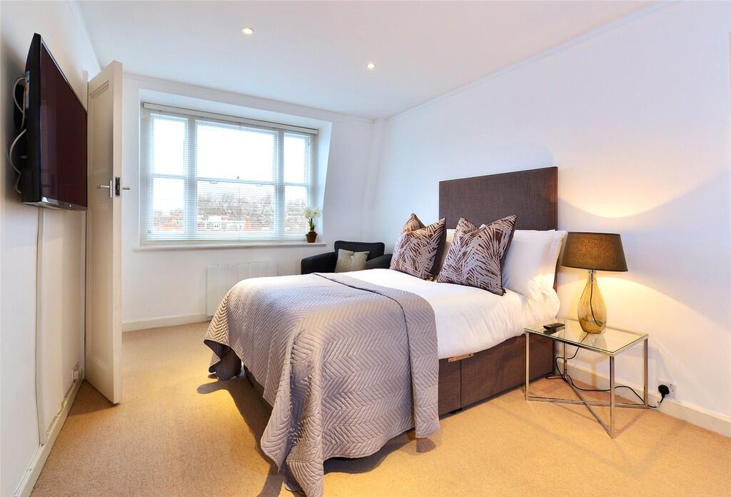Studio apartment for rent in Hill Street, Mayfair, W1J