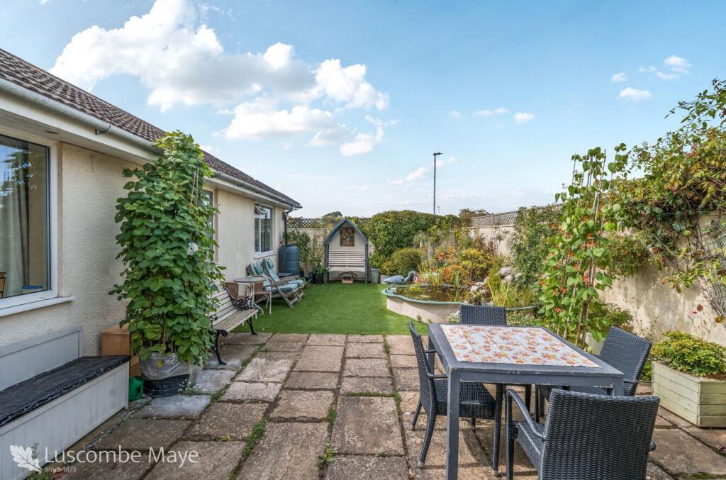 3 bedroom detached bungalow for sale in Cumber Close, Malborough, TQ7