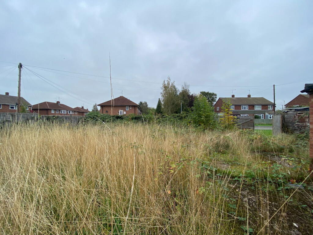 Plot for sale in Moat Crescent, Malvern, Worcestershire, WR14