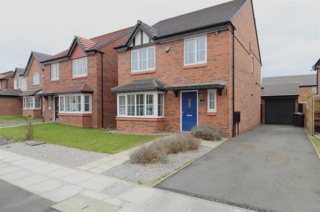 4 bedroom detached house for sale in Clay Drive, Melling, Liverpool, L31