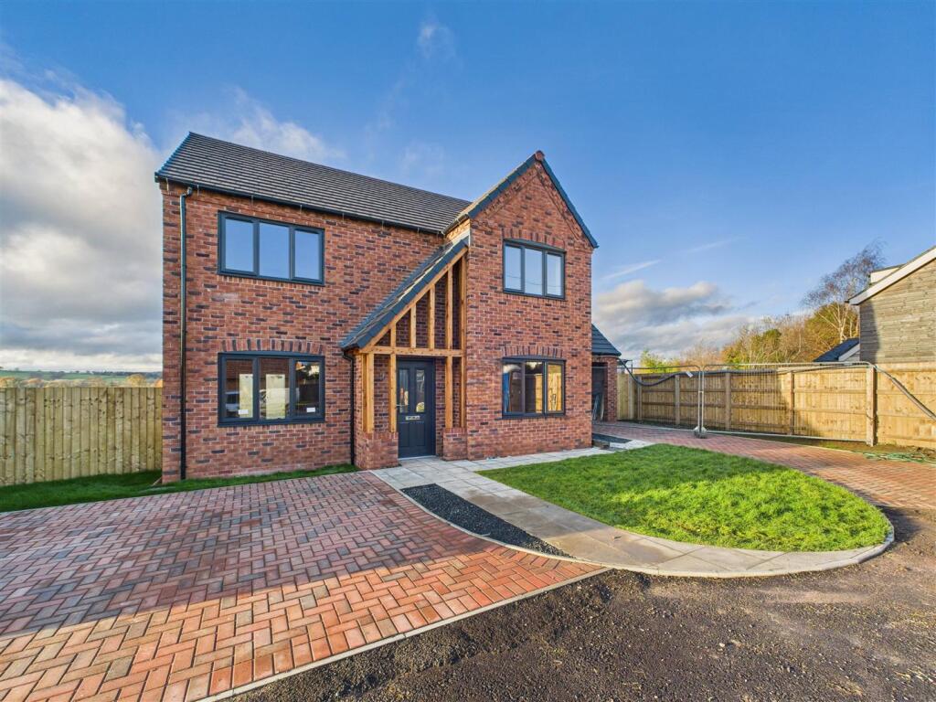 4 bedroom detached house for sale in 9, Long Mountain View, Trewern ...