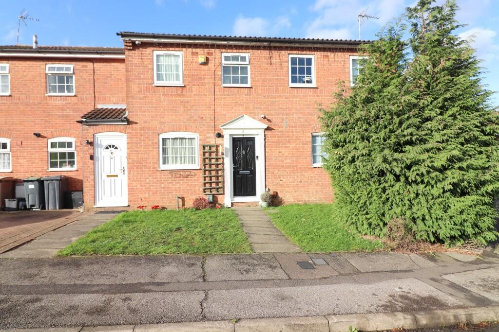 2 bedroom terraced house for sale in Chelsworth Close, Wigmore, Luton ...