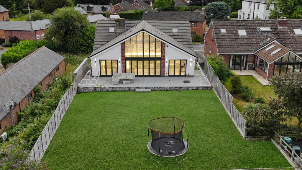 4 bedroom detached house for sale in Hampton House, Kimcote - EXTENDED ...
