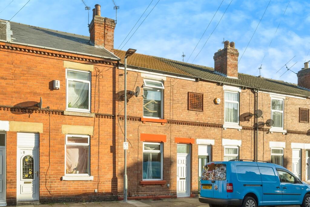 2 bedroom terraced house for sale in Furnival Road, Balby, Doncaster, DN4