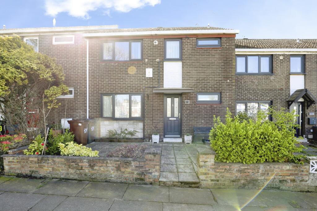 4 bedroom terraced house for sale in Roxburgh Street, Bootle, L20