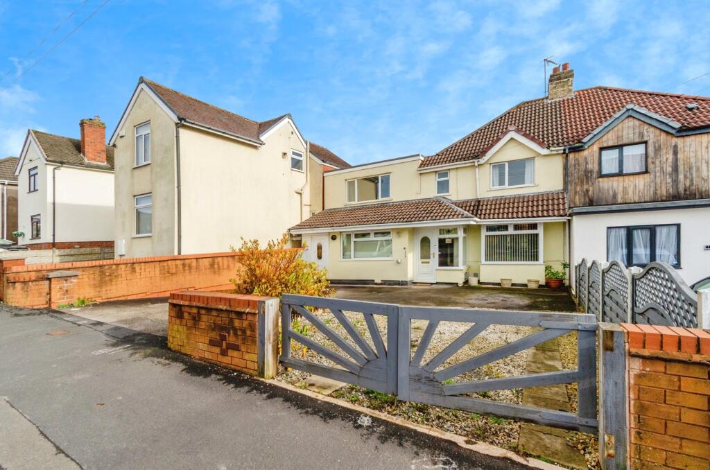 4 bedroom semi-detached house for sale in Pye Green Road, Hednesford ...