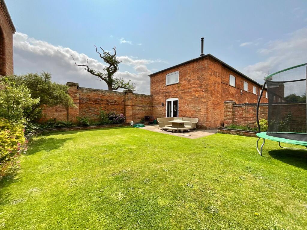 4 bedroom semi-detached house for sale in Tixall Court, Tixall, ST18