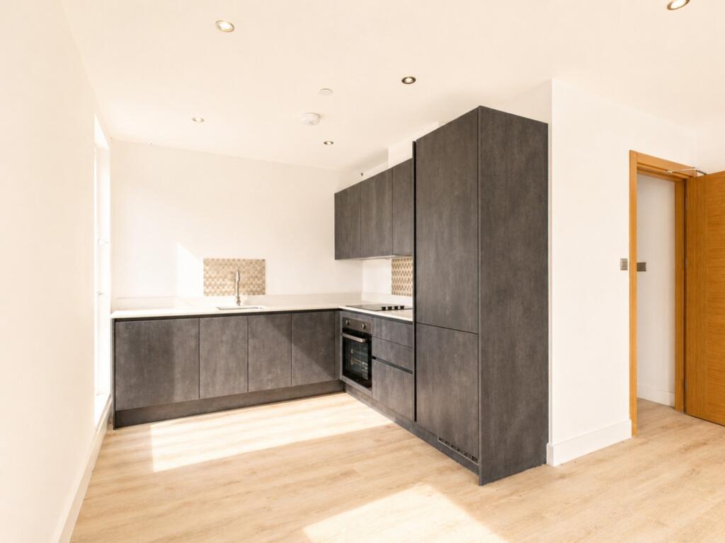 1 bedroom apartment for rent in Tricorn House, Westward Road, Stroud ...