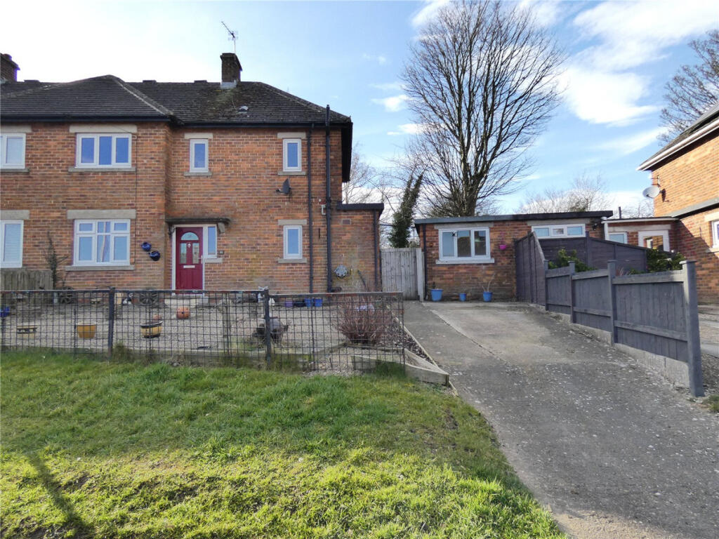 3 bedroom semi-detached house for sale in 36 Maythorne Estate, Leyburn ...