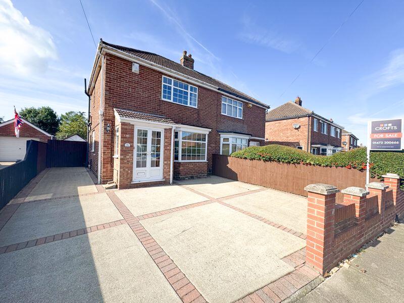 2 bedroom semi-detached house for sale in Drake Avenue, Grimsby, DN32