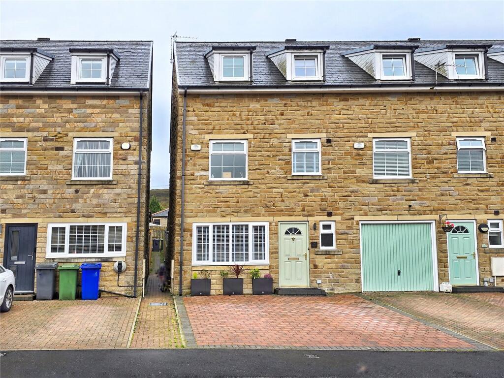 4 bedroom semi-detached house for sale in Higher Mill Street ...