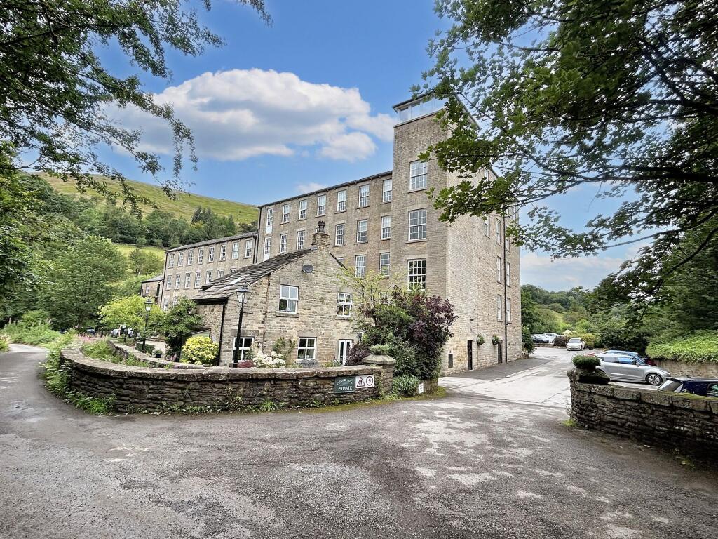 1 bedroom flat for sale in Slack Lane, Little Hayfield, SK22