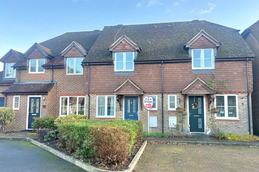 2 bedroom terraced house for sale in Fern Lea, Badshot Lea, Farnham ...