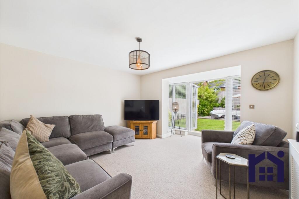 3 bedroom detached house for sale in Chapel Way, Coppull, PR7 4QN, PR7
